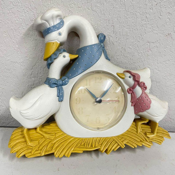 Burwood | Wall Decor | Vtg 987 Working Wall Clock Mama Baby Geese Goose Burwood Company 2894 Hn ...